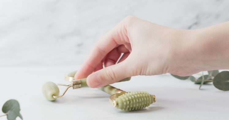 Derma Roller: A Better Microneedling Alternative?